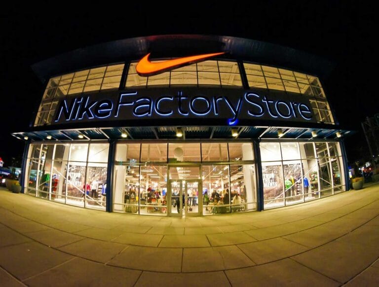 The Nike Logo. Why is it as it is? - The Color Blog