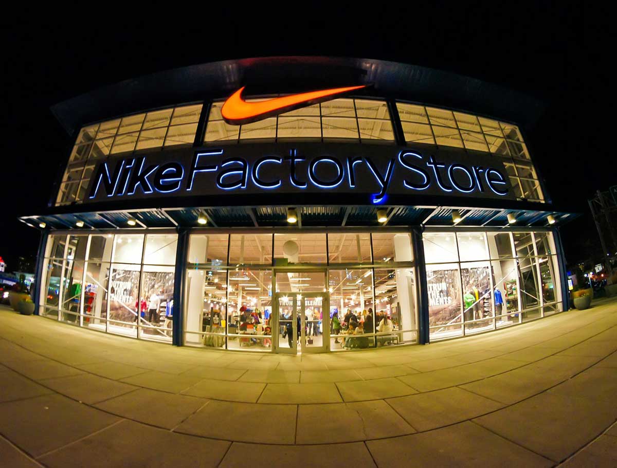 Nike Logo. Jego tajemnice i historia - The Color Blog